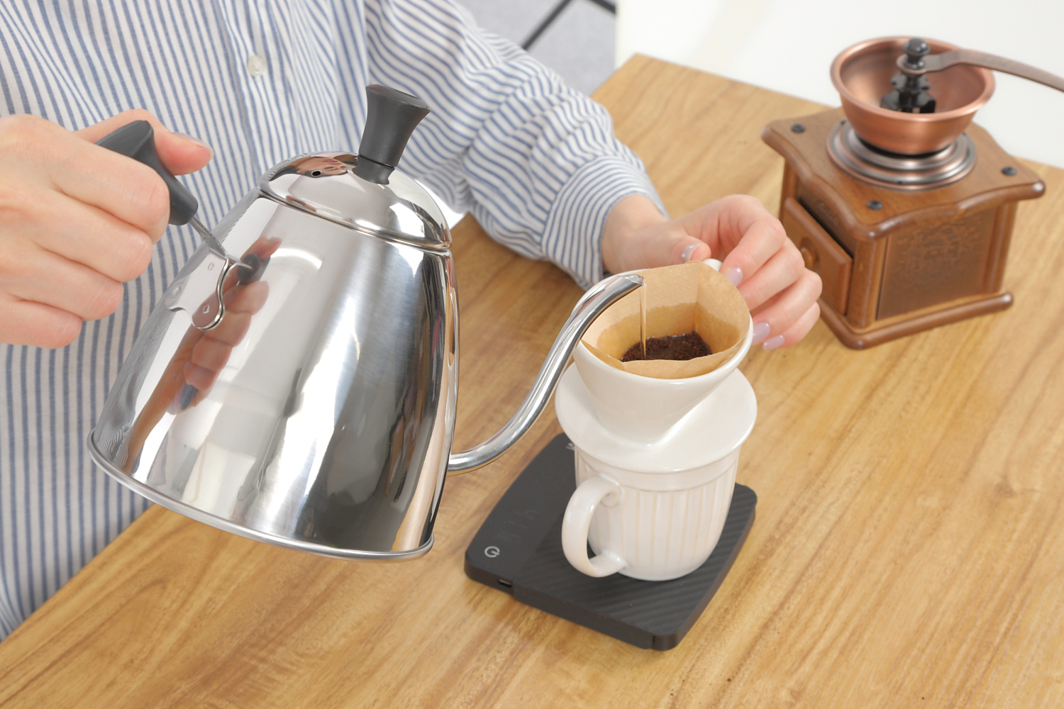 【Heptus】オートタイマー機能付きコーヒースケールのご紹介